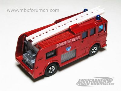Matchbox MB835, Merryweather Fire Engine